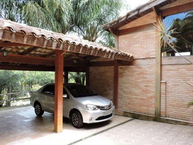 Casa em Rua das Hortênsias Granja Viana Carapicuíba/SP