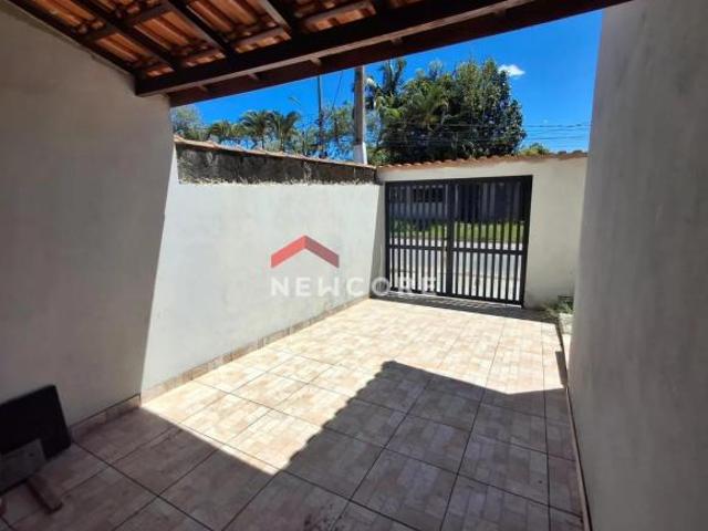 Casa em Rua Dezoito Jardim Somar Peruíbe/SP