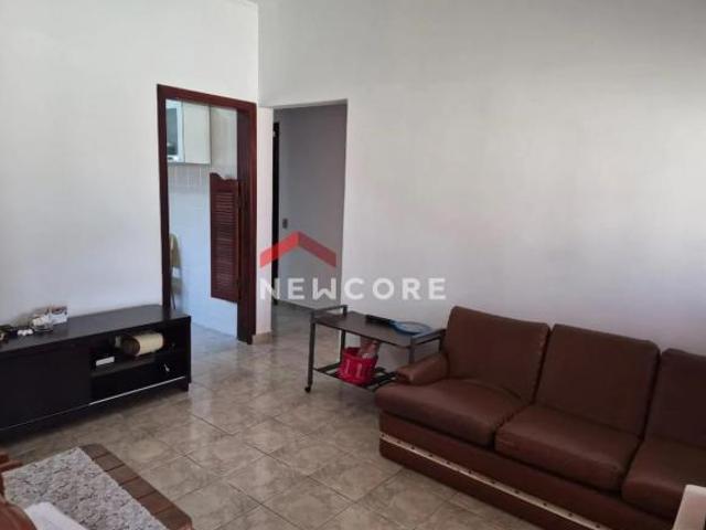 Casa em Rua Dezoito São Lourenço Bertioga/SP