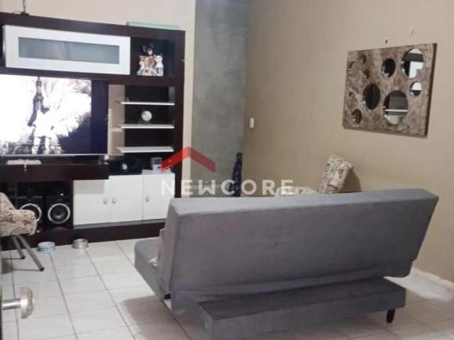 Casa em Rua Divinópolis Bosque dos Eucaliptos São José dos Campos/SP