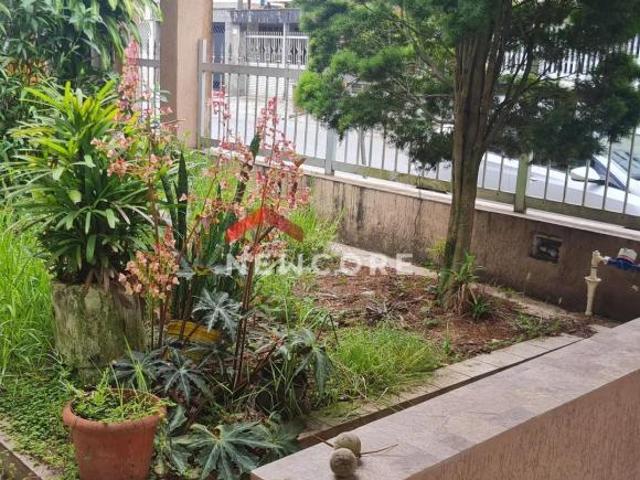 Casa em Rua Dom Lara Vila Valença São Vicente/SP