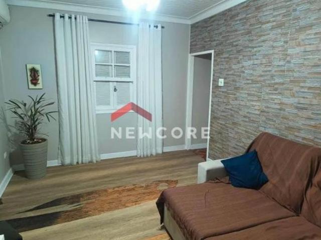 Casa em Rua Dona Leonor Mendes de Barros Vila São Jorge São Vicente/SP