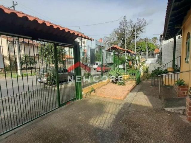 Casa em Rua Dona Zulmira Cavalhada Porto Alegre/RS