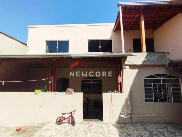 Casa em Rua Dorotéia Thompson Chácaras Califórnia Contagem/MG