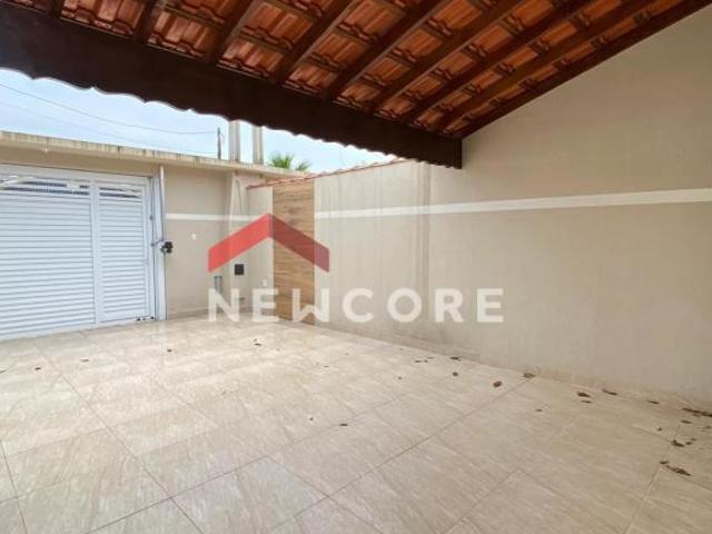 Casa em Rua dos Pescadores Jardim Praia Grande Mongaguá/SP