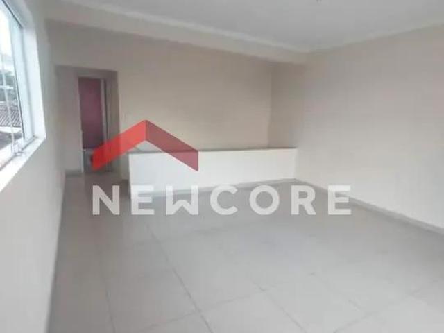 Casa em Rua Doutor Emílio Carlos Vila Cascatinha São Vicente/SP