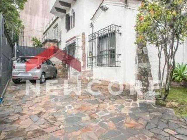 Casa em Rua Doutor Lauro de Oliveira Rio Branco Porto Alegre/RS