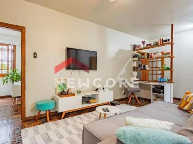 Casa em Rua Doutor Lauro de Oliveira Rio Branco Porto Alegre/RS