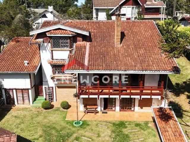 Casa em Rua Efigênia Ana dos Santos Vila Natal Campos do Jordão/SP