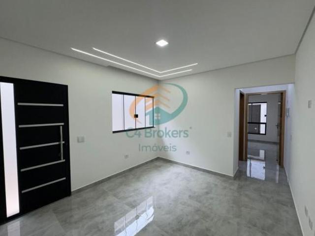 Casa em Rua em Jardim Silvestre Guarulhos, SP