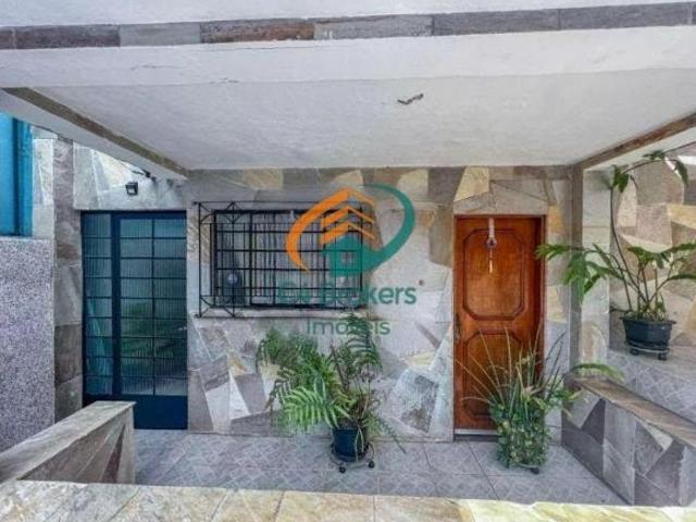 Casa em Rua em Picanço Guarulhos, SP