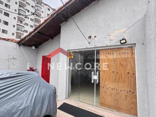 Casa em Rua Emancipador Paulo Fefin Boqueirão Praia Grande/SP