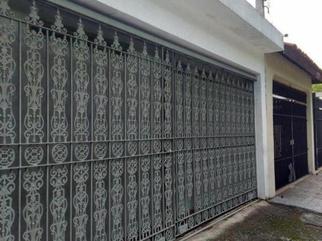 Casa em Rua Emanuel Guedes Conjunto Residencial Butantã São Paulo/SP