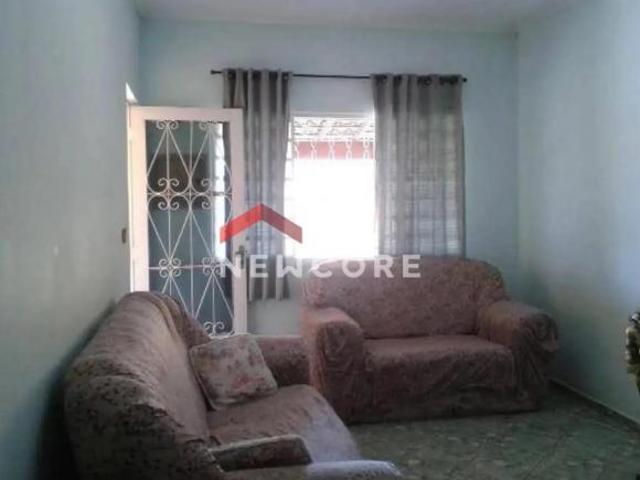 Casa em Rua Estevam João do Carmo Jardim Recanto Alegre Bragança Paulista/SP