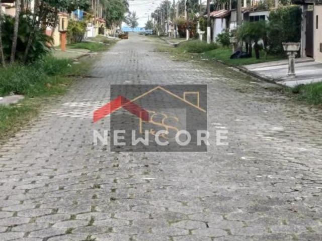 Casa em Rua Eraldo Eugenio de Oliveira Vianti Jamaica Praia Itanhaém/SP