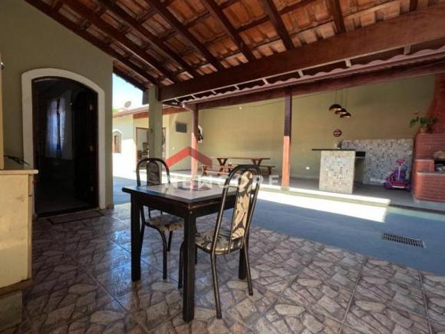Casa em Rua Evaristo da Veiga Loteamento Jardim Aruan Caraguatatuba/SP