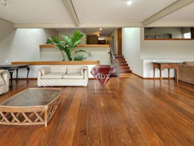 Casa em Rua fechada Morumbi