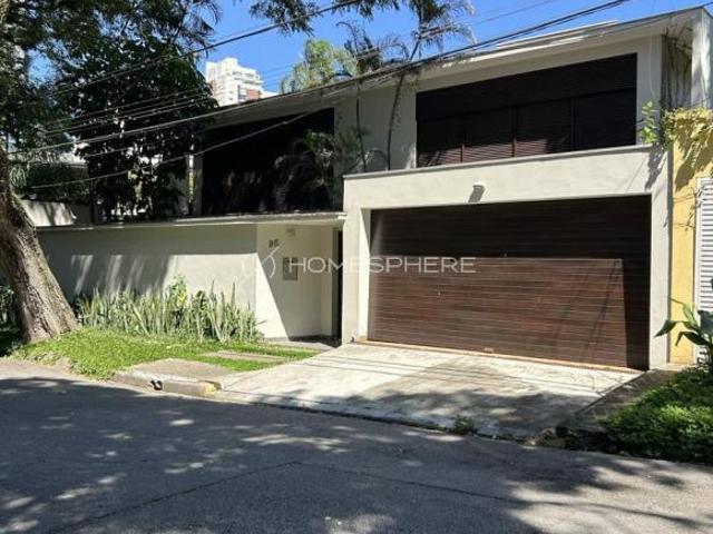 CASA EM RUA FECHADA EXCLUSIVIDADE EM ALTO DE PINHEIROS