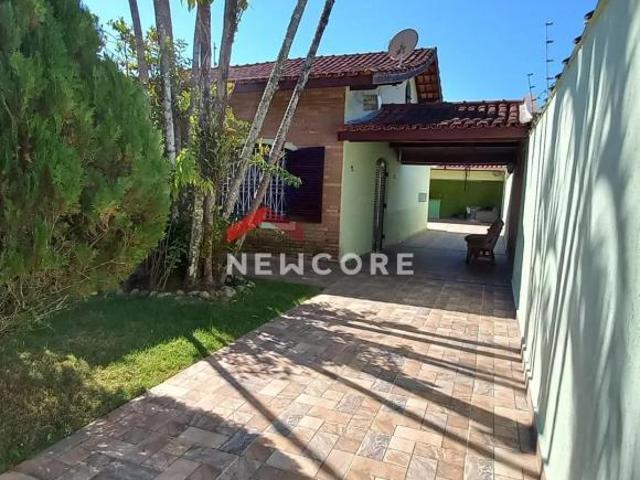 Casa em Rua Fernão Dias Paes Leme Martim de Sá Caraguatatuba/SP