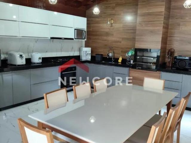 Casa em Rua Flávio Império Loteamento Villa Branca Jacareí/SP