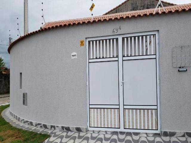 Casa em Rua Francisco Munhoz Cegarra Itaguaí Mongaguá/SP