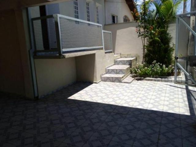 Casa em Rua Francisca Bueno de Resende Jardim Independência Taubaté/SP