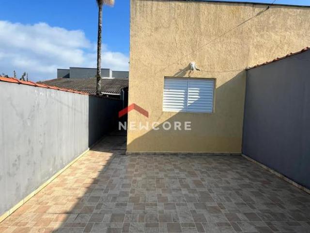 Casa em Rua Geza Hary Bopiranga Itanhaém/SP