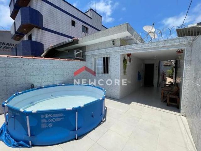 Casa em Rua Guarujá Boqueirão Praia Grande/SP