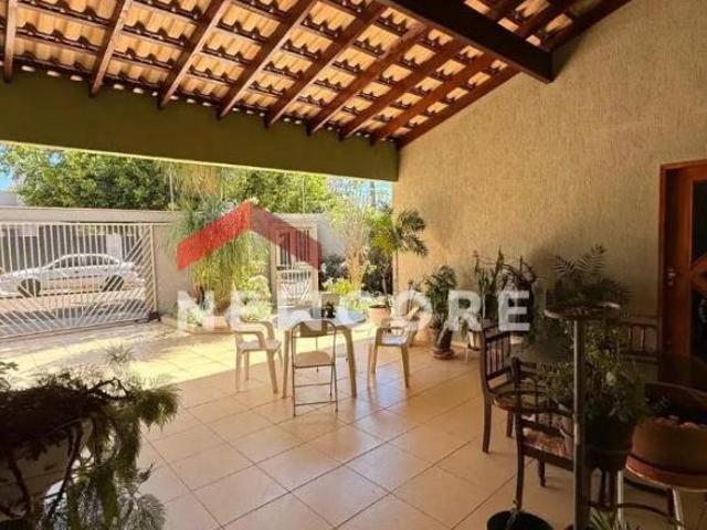 Casa em Rua Guerino Lainetti Jardim Tarumã Londrina/PR
