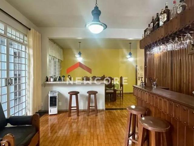 Casa em Rua Henrique Passini Serra Belo Horizonte/MG