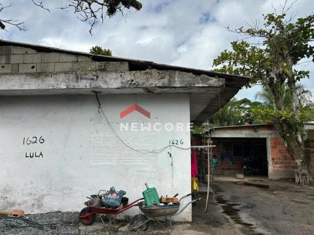 Casa em Rua Ignacio Alesunas Jamaica Interior Itanhaém/SP