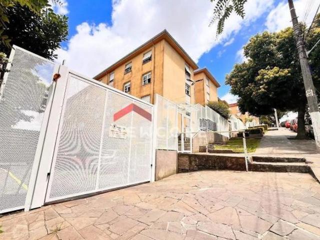 Casa em Rua Itacyr Rossi Guarujá Porto Alegre/RS