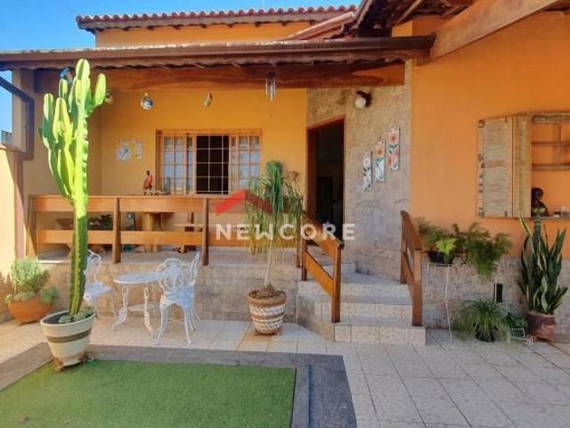 Casa em Rua João Alves Jardim Maria Cândida Caçapava/SP