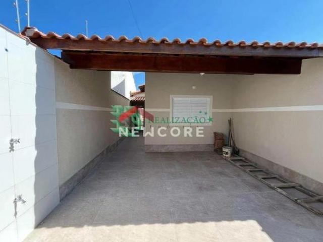 Casa em Rua João Gravanik Plataforma Mongaguá/SP