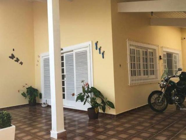 Casa em Rua Joaquim do Val Jd Imperador Peruíbe/SP