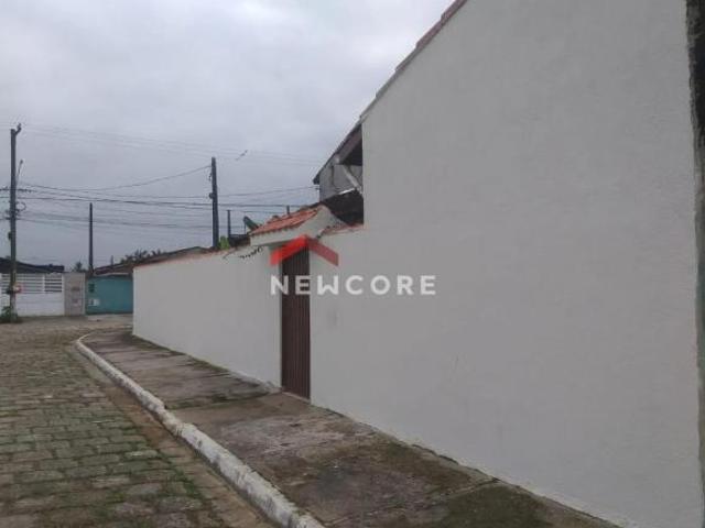 Casa em Rua Joaquim Gianini de Mello Guapiranga Itanhaém/SP