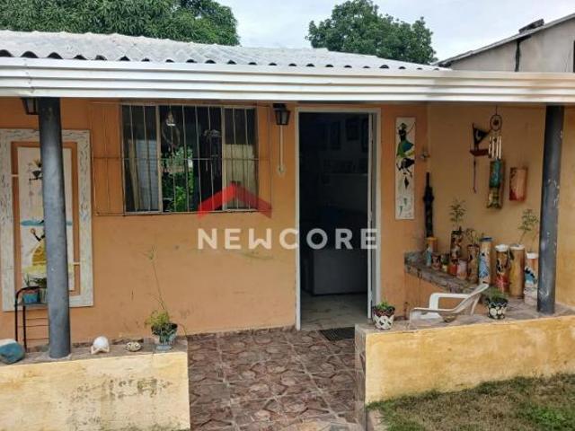 Casa em Rua José Domingos dos Santos Jardim Quiles Peruíbe/SP
