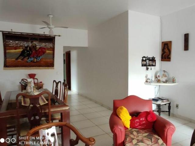 Casa em Rua Juçara Martim de Sá Caraguatatuba/SP
