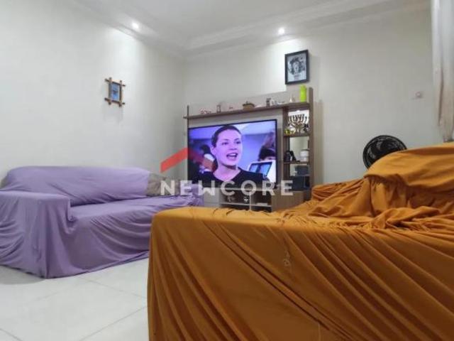 Casa em Rua Jurubatuba Aparecida Santos/SP