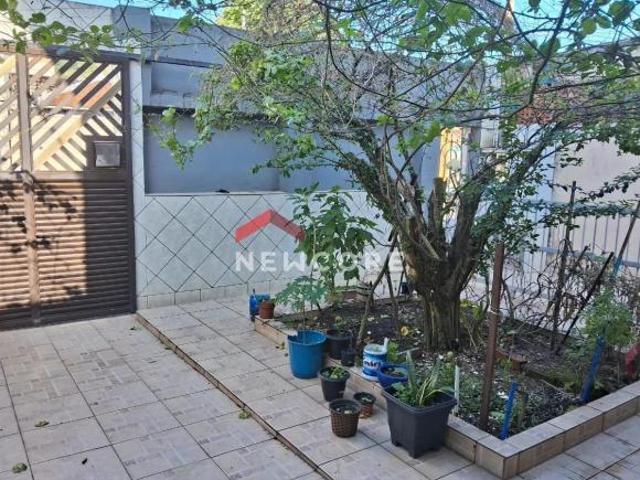 Casa em Rua Luiz Di Renzo São Jorge Santos/SP