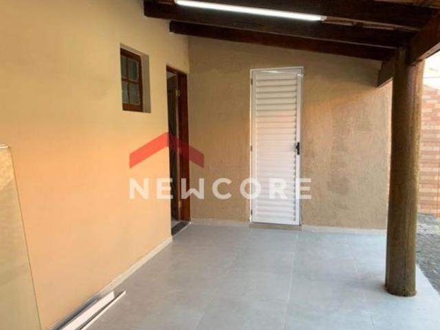 Casa em Rua Luiz Lyria Martinez Martim de Sá Caraguatatuba/SP
