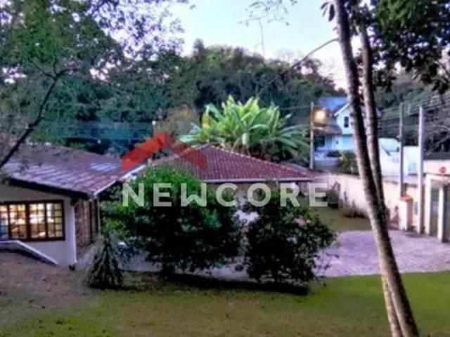 Casa em Rua Maestro Lindolpho Gaya Santa Felicidade Curitiba/PR