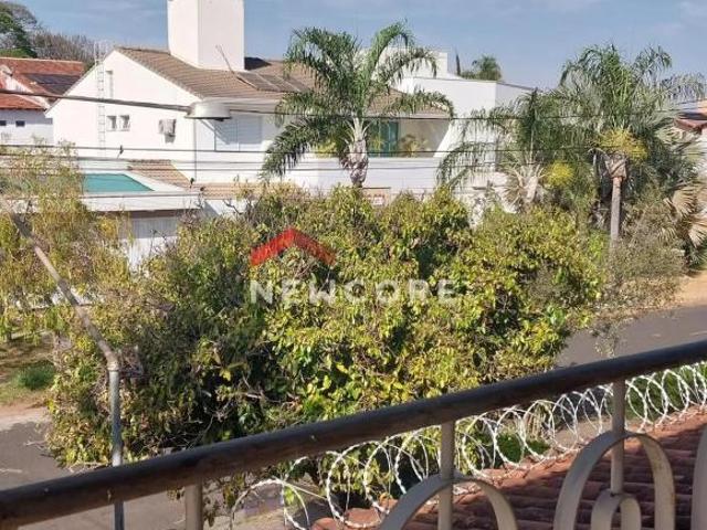 Casa em Rua Marcolino Ribeiro Jardim Karaíba Uberlândia/MG