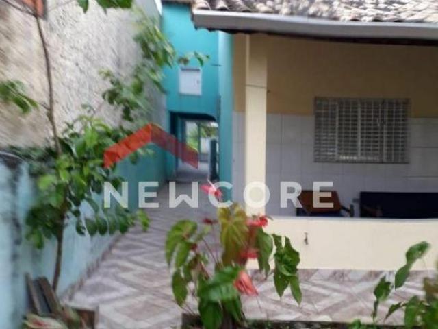 Casa em Rua Maria Amélia da Silva Generoso Santa Terezinha Itanhaém/SP