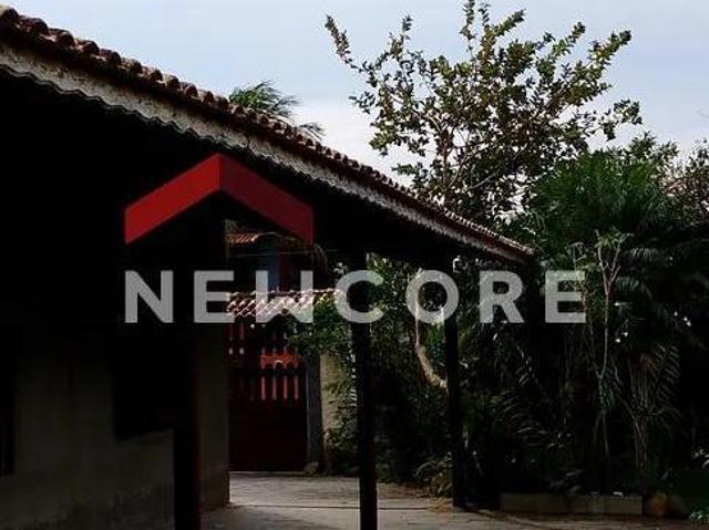 Casa em Rua Maria Nazare de Lima Jesus Jardim Veneza Peruíbe/SP