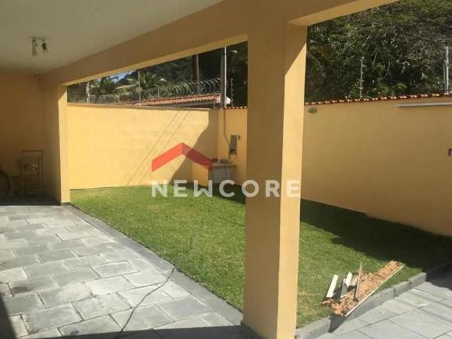 Casa em Rua Marino Motta Guaiúba Guarujá/SP