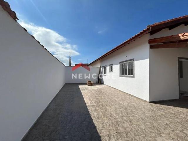 Casa em Rua Milton Martins Poitena Jamaica Praia Itanhaém/SP