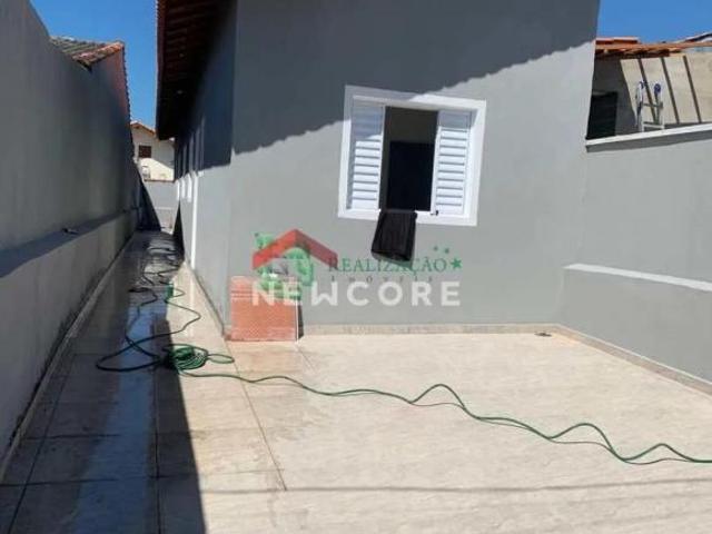Casa em Rua Monsenhor Seckler Jardim Praia Grande Mongaguá/SP