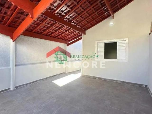 Casa em Rua Monsenhor Seckler Jardim Praia Grande Mongaguá/SP