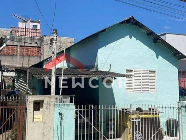 Casa em Rua Monsenhor Pedro Mottaes Santo Antônio Jundiaí/SP